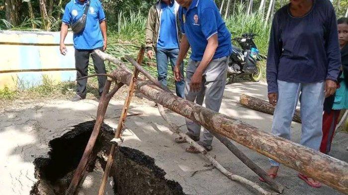 PUPR Belum Turun Tangan Lihat Jalan Amblas Desa Lebani , Warga Akan ...