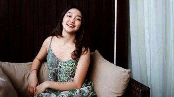 Video Chandrika Chika Goyang di Tempat Dugem Viral di TikTok, Goyang ...