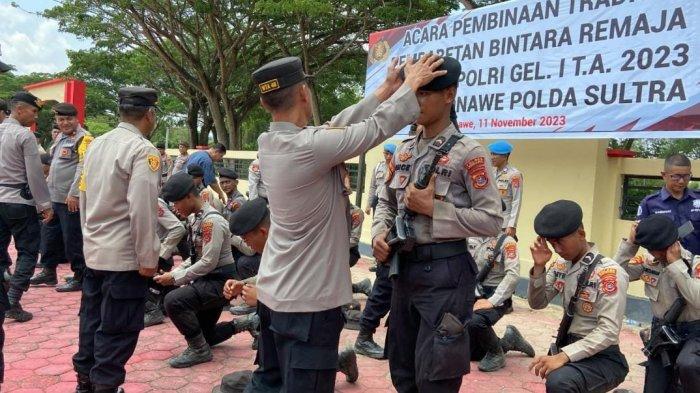 24 Bintara Remaja Polres Konawe Ikut Tradisi Pembaretan, Pertama Kali Jalan Kaki Sejauh 75 KM ...
