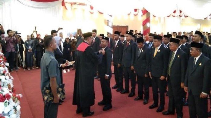 30 Anggota DPRD Muna Sulawesi Tenggara Ucap Sumpah, Banyak Wajah Baru ...