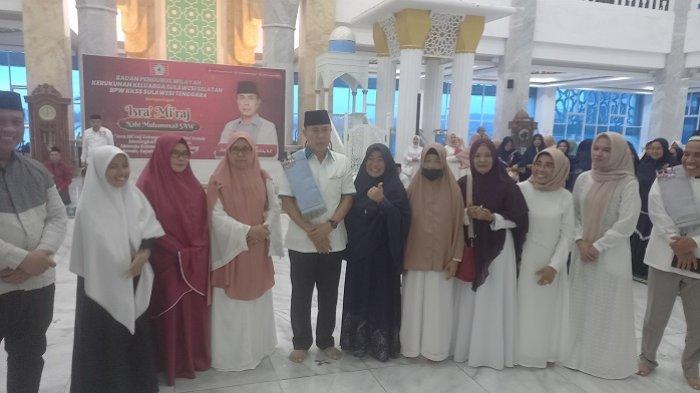 6 Orang Dapat Hadiah Umrah di Perayaan Isra Mikraj KKSS Sulawesi ...
