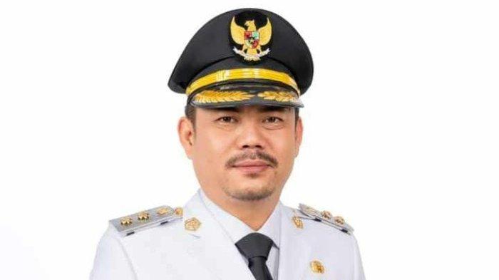 Profil Abdul Azis Wakil Bupati Kolaka Timur: Aipda Polri Pertama Jadi ...