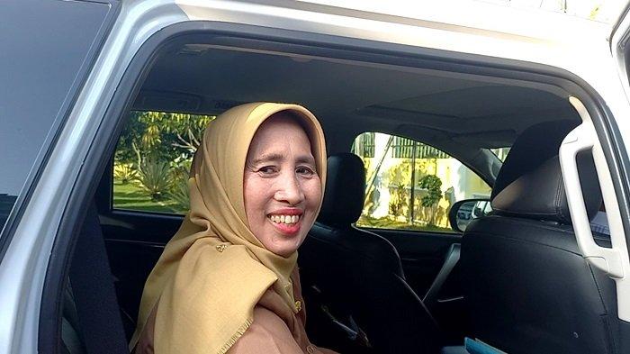 Diperiksa Sebagai Saksi Dugaan Suap Izin PT Midi, Eks Sekda Kendari Nahwa Umar Dicecar 13 ...