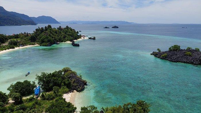 Intip Keindahan Desa Wisata Labengki di Konawe Utara, Pesona Teluk ...
