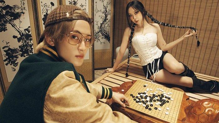 Lirik Lagu Fraktsiya - Mark feat Lee Young Ji, Single Solo Terbaru Lengkap Terjemahan Indonesia ...