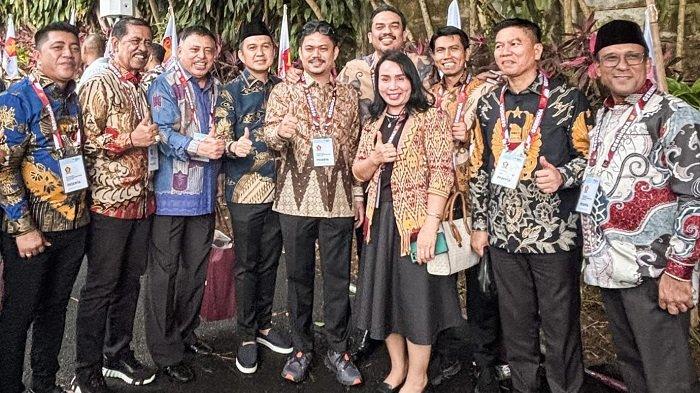 Momen Amri-Husmaluddin Foto Bareng Umar Arsal, Bahtra, Irham, Abdul ...