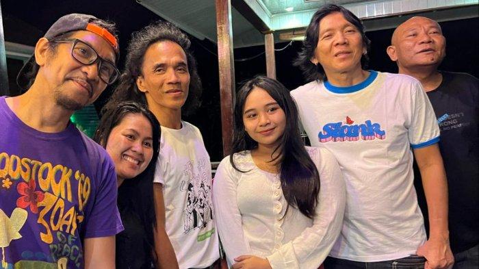 Kaka Slank Sudah 2 Hari di Kendari Sulawesi Tenggara, Jajal Wisata ...