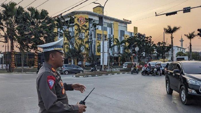 Polisi Pastikan Arus Lalu Lintas Tetap Lancar Selama Demo Boikot McD ...