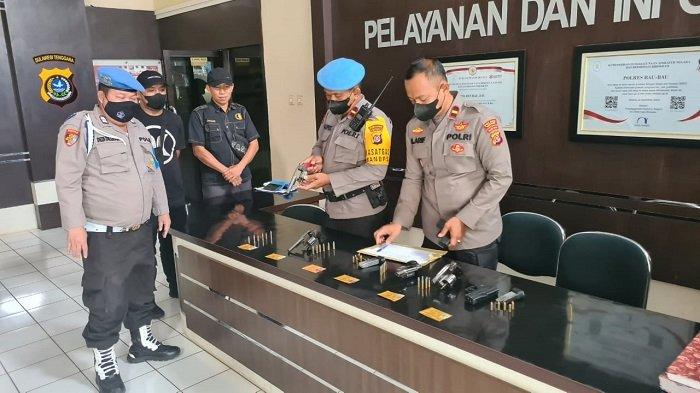 Propam Polres Baubau Sultra Gelar Operasi Kedisiplinan Personel Minimalisir Pelanggaran ...