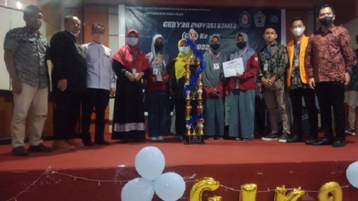 SMAN 2 Raha Juara Kompetisi GIK 2022 Himpunan Mahasiswa Jurusan Kimia ...