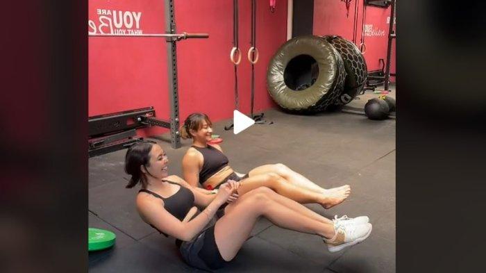 Video Viral di TikTok Gisel 25 Detik Sudah Ditonton 3,2 Juta Kali, Posisi Badan Berbaring ...