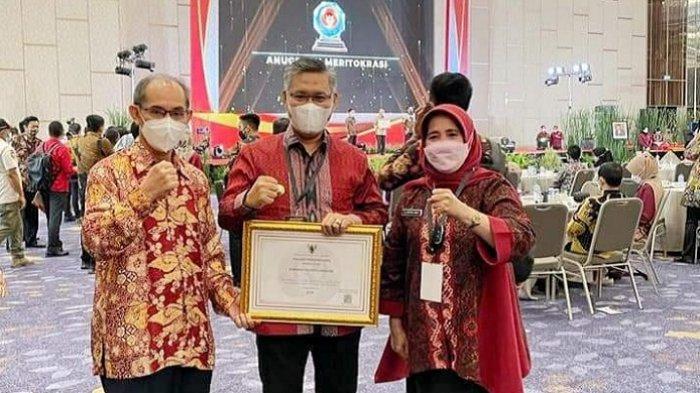 Pemerintah Kota Kendari Raih Anugerah Meritokrasi KASN 2021, Kategori Baik Terapkan Sistem Merit ...