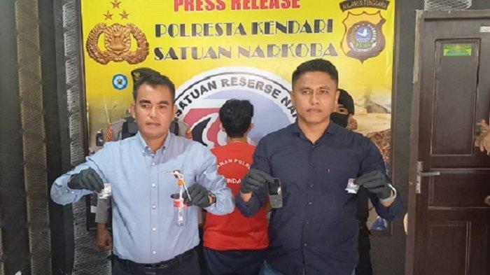 Wanita Paruh Baya di Kendari Sulawesi Tenggara Nekat Edarkan Sabu Gegara Terlilit Utang di Bank ...