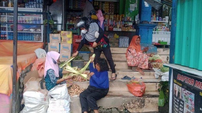 Pasar Basah Mandonga Mulai Lengang Jelang Penerapan PPKM Mikro di Kota ...