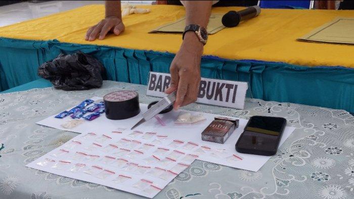 BREAKING NEWS Mahasiswa Ditangkap Polisi Ketahuan Edarkan Sabu Seberat 42,45 Gram di Baubau ...