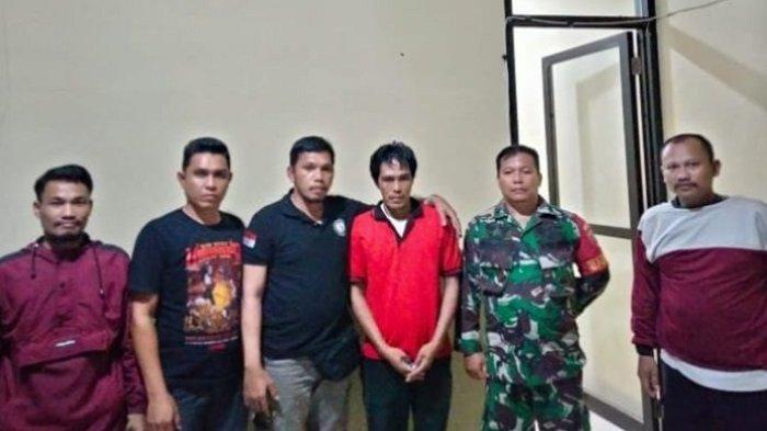 BREAKING NEWS Adik Kades Pelaku Pembunuhan di Konawe Utara Sultra Serahkan Diri ke Polisi ...
