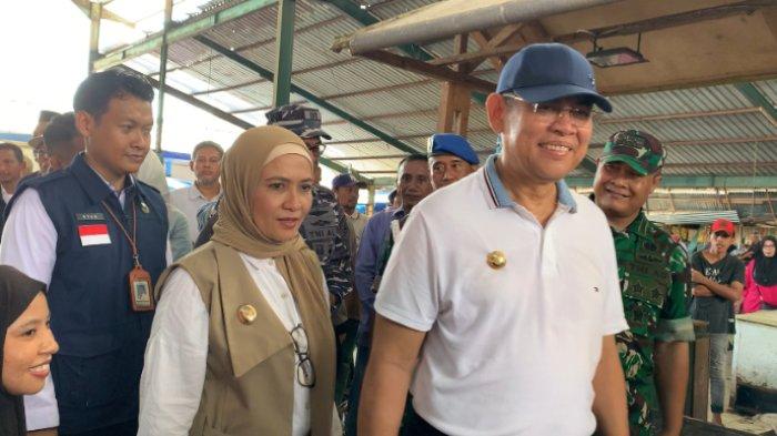 Wali Kota Baubau Sultra Yusran Fahim Salat Idul Fitri di Pantai Kamali, Wawali di Stadion ...