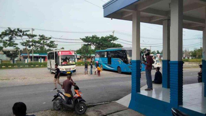 Intip Suasana Terminal Baruga Kendari, Lengang Tak Banyak Penumpang ...