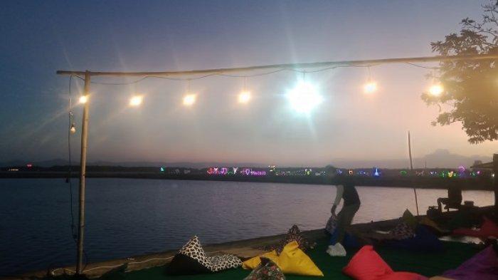 Kawasan Teluk Kendari, Tempat Muda-mudi Nikmati Petang, Beragam Kuliner ...