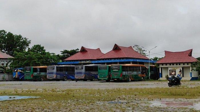 Pelabuhan Sesak Pemudik, Terminal Baruga Kota Kendari Malah Sepi ...