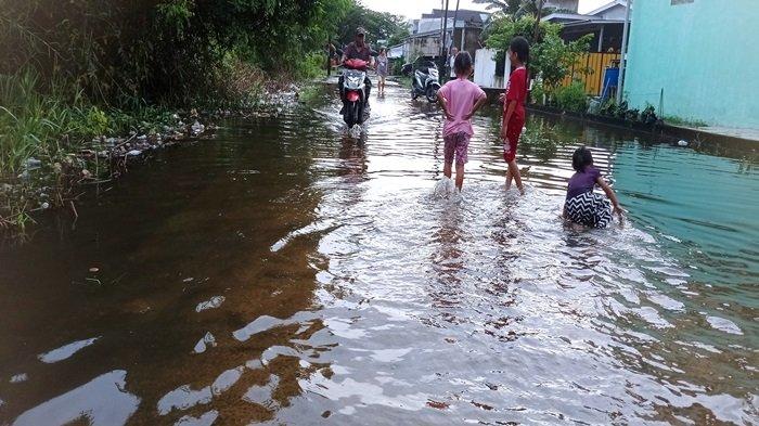 13 Kecamatan di Palembang Terendam Banjir Akibat Sungai Meluap, Berikut Daftar Wilayahnya ...