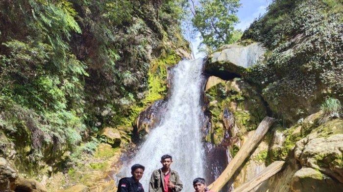 6 Rekomendasi Wisata Air Terjun Hidden Gem di Empat Lawang, Cocok Jadi ...