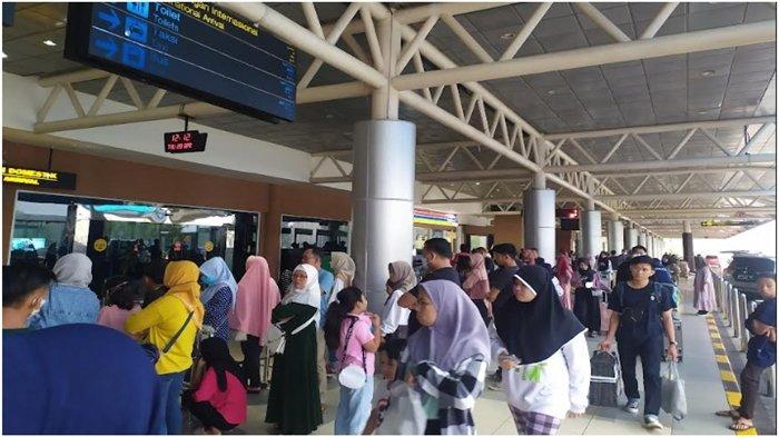 Puncak Arus Mudik 2023 di Bandara SMB II Palembang, H-3 Idul Fitri Tercatat Ada 10.858 Pemudik ...