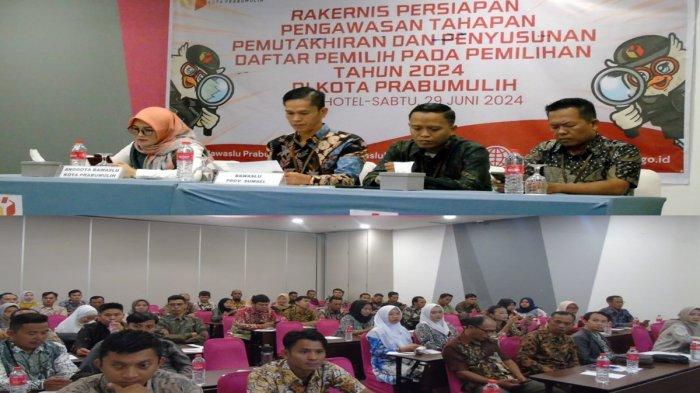 Awasi Proses Coklit Pilkada 2024, Bawaslu Prabumulih Gelar Rakor Panwascam & Pengawas Kelurahan ...