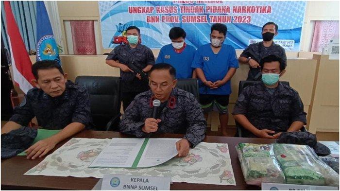 BNNP Sumsel Tangkap Kurir Narkoba Lintas Provinsi Bawa Sabu 5 Kg, Dijanjikan Upah Rp 50 Juta ...