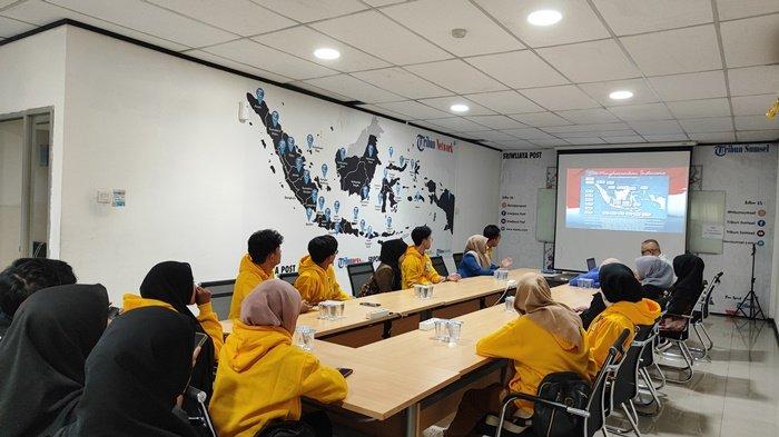 Berkunjung ke Graha Tribun, Siswa PalComTech Cabang Opi Mall Belajar ...