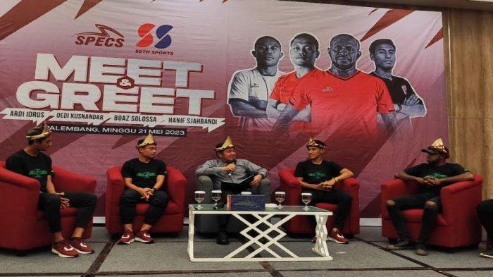 Penuh Perjuangan, Ini Kisah Boaz Solossa Hingga David Maulana Menjadi ...