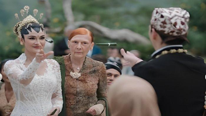 Pesan Desa Maya, Ibu Luna Maya Tak Masalah Putrinya Menikah Usia 41 Tahun dengan Maxime Bouttier ...