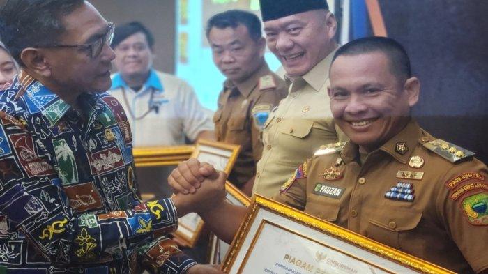 Empat Lawang Raih Zona Hijau Anugrah Predikat Penilaian Kepatuhan Penyelenggaraan Pelayanan ...