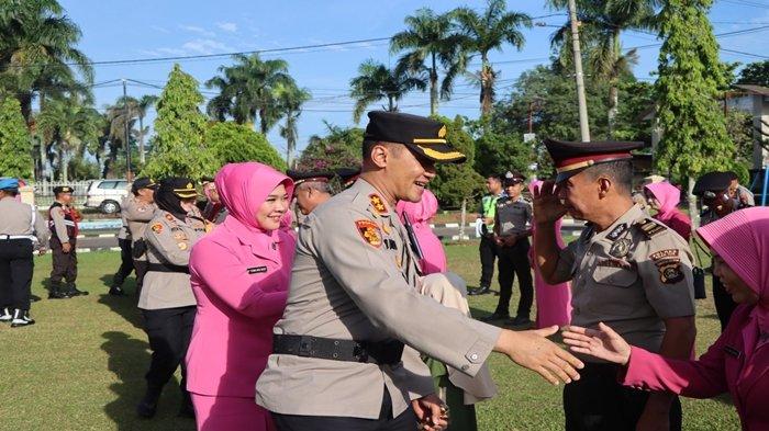 40 Personel Polres OI Naik Pangkat, Kapolres Ingatkan Tanggung Jawab Lebih Besar - Tribunsumsel.com