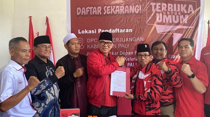 Maju di Pilbup PALI 2024, H Asri AG Optimis Diusung Penuh PDI ...