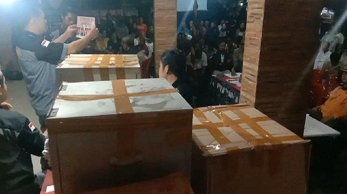 Perhitungan Suara Hingga Pagi, Ini Perolehan Suara Sementara Pilkades ... Perhitungan Suara Hingga Pagi, Ini Perolehan Suara Sementara Pilkades ...