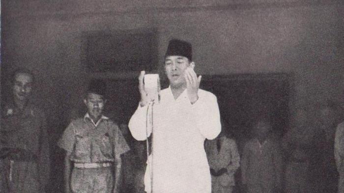 ISI Teks Proklamasi Indonesia yang Dibacakan Ir Soekarno 17 Agustus ...
