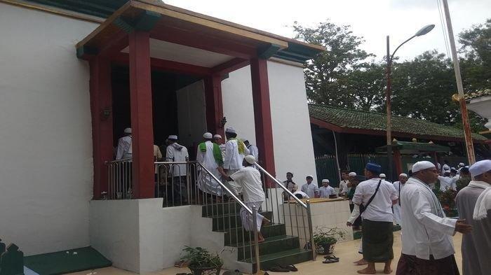 Mengenal Kawah Tengkurep, Kompleks Pemakaman Raja-raja dan Ulama ...