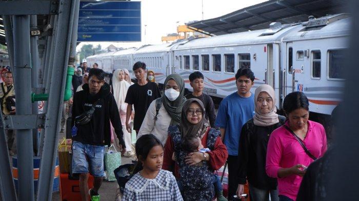 KAI Divre III Palembang Layani Hingga 14 Ribu Penumpang Selama Libur Panjang, 28 Mei-1 Juni 2025 ...