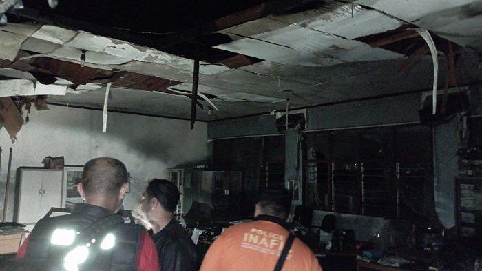 Kebakaran Kantor Dispora Provinsi Sumsel, Penjaga Malam Lihat Api di ...