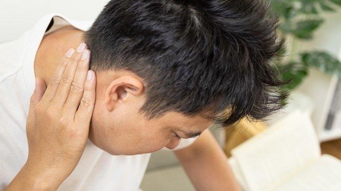 Kenali Ciri Sakit Kepala Bagian Belakang hingga Tengkuk Leher, Ini Cara ...