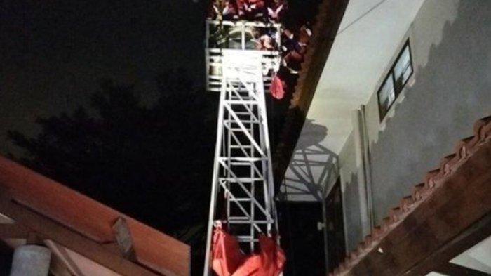 Kesaksian Tetangga Sebelum Sutrisno Temukan Mayat Devi Dalam Toren Air ...