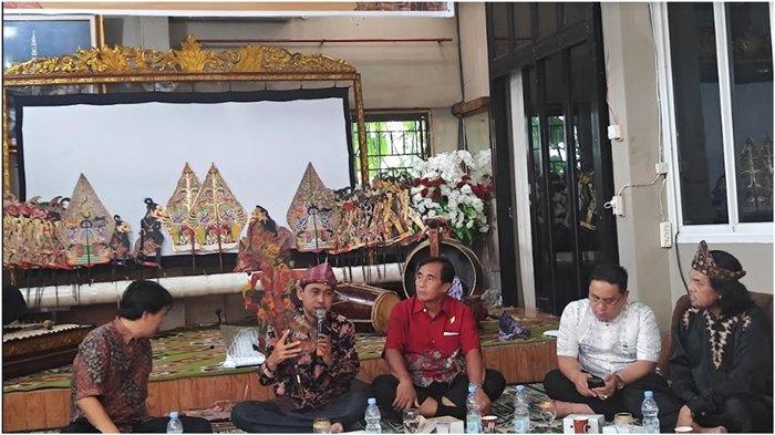Sosok Ki Agus Wirawan Rusdi Dalang Wayang Palembang, Tinggal Satu ...