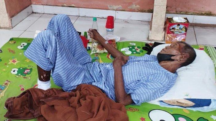 Kisah Suntoro, Pria Tua yang Viral di Palembang Karena Tinggal di Kandang Ayam, Menderita Kusta ...