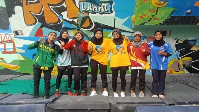 Spider Muda FPTI Palembang Pertahankan Juara Umum Cabor Panjat Tebing ... Spider Muda FPTI Palembang Pertahankan Juara Umum Cabor Panjat Tebing ...