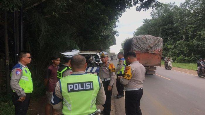 Kronologi Truk Tabrak Motor di Jalintim Palembang-Betung, Korban Luka Serius, Sopir Diamankan ...