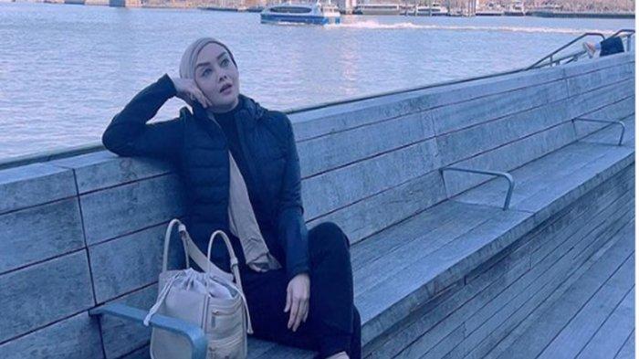 Kisah Artis Terry Putri jadi Kurir Makanan di Amerika Serikat Bantu ...