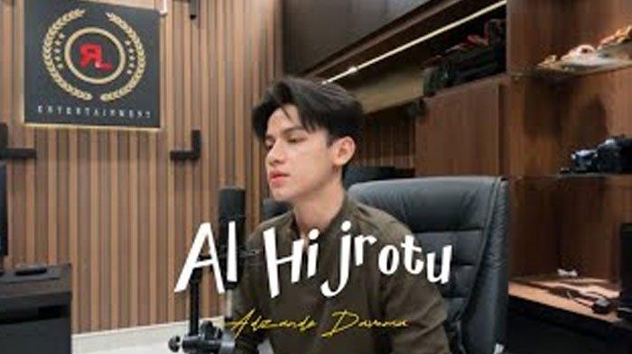 Lirik Al Hijrotu, Sholawatullahi Tubarikuhu Lengkap Arab, Latin, Arti ...