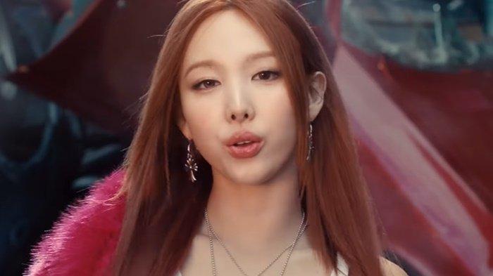 Lirik Lagu ABCD - Nayeon Twice Beserta Terjemahan Indonesia, Don't stop it Mm, yeah ...