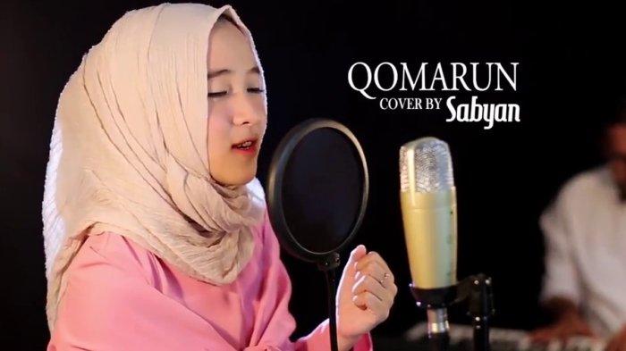 Lirik Sholawat Qomarun Lengkap Arab Latin dan Artinya, Qamarun Sindan Nabi Qamarun ...